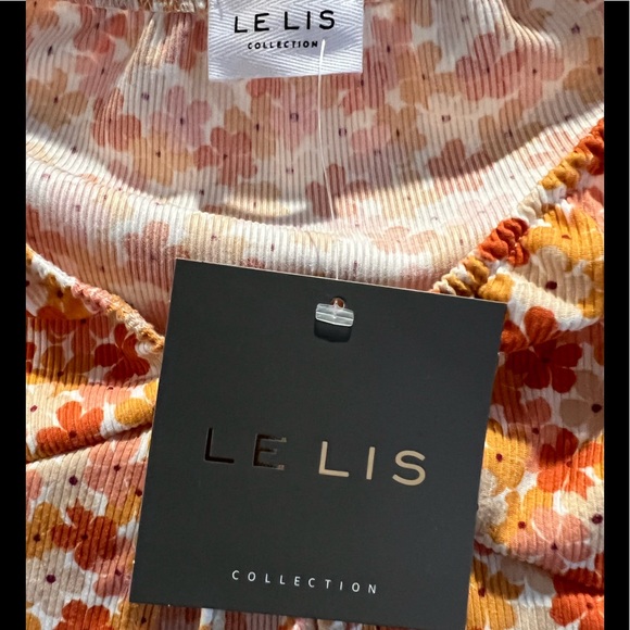 Le Lis | Tops | Le Lis Top | Poshmark